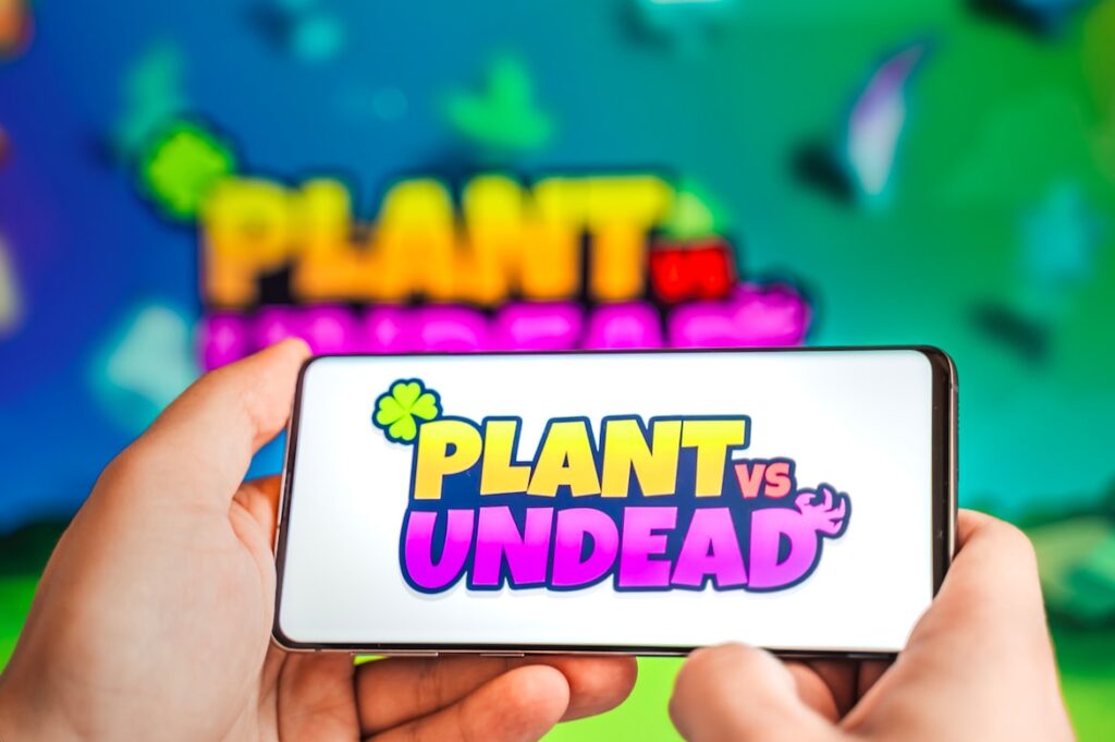 Cara Main Plant vs Undead, Game NFT Mirip Plant vs Zombie